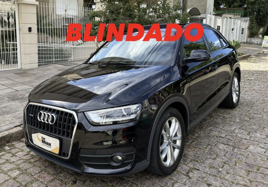 CARMAX - Veículo Q3 2.0 TFSI AMBIENTE QUATTRO S TRONIC !! BLINDADA