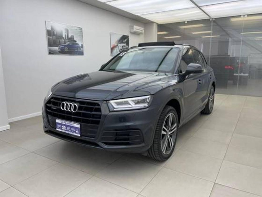 CARMAX - Veículo Q5 2.0 TFSI AMBITION S TRONIC !! 30.000 KM