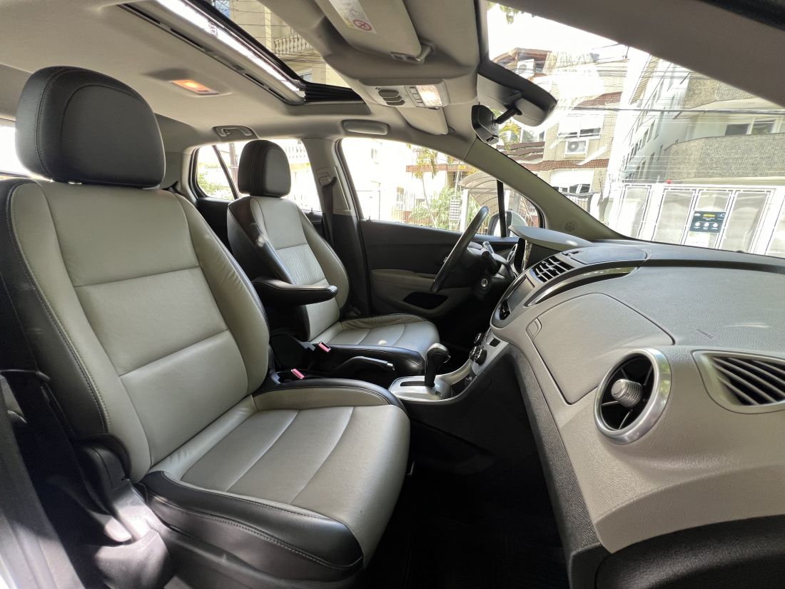 CARMAX - Veículo TRACKER 1.8 MPFI LTZ 16V AUTOMÁTICO - IPVA 2024 PAGO