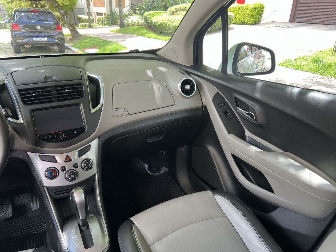 CARMAX - Veículo TRACKER 1.8 MPFI LTZ 16V AUTOMÁTICO - IPVA 2024 PAGO