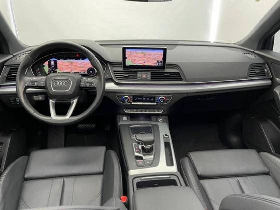 CARMAX - Veículo Q5 2.0 TFSI AMBITION S TRONIC !! 30.000 KM