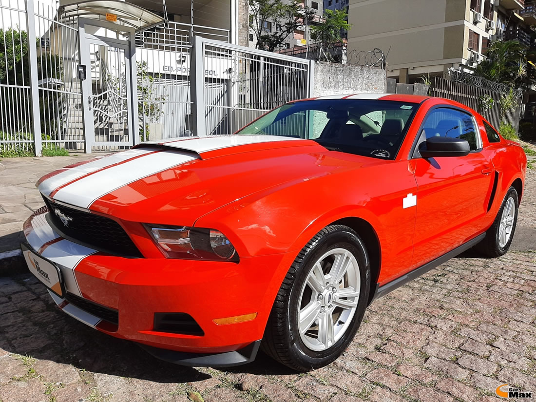 CARMAX - Veículo Ford Mustang V6 - impecavel